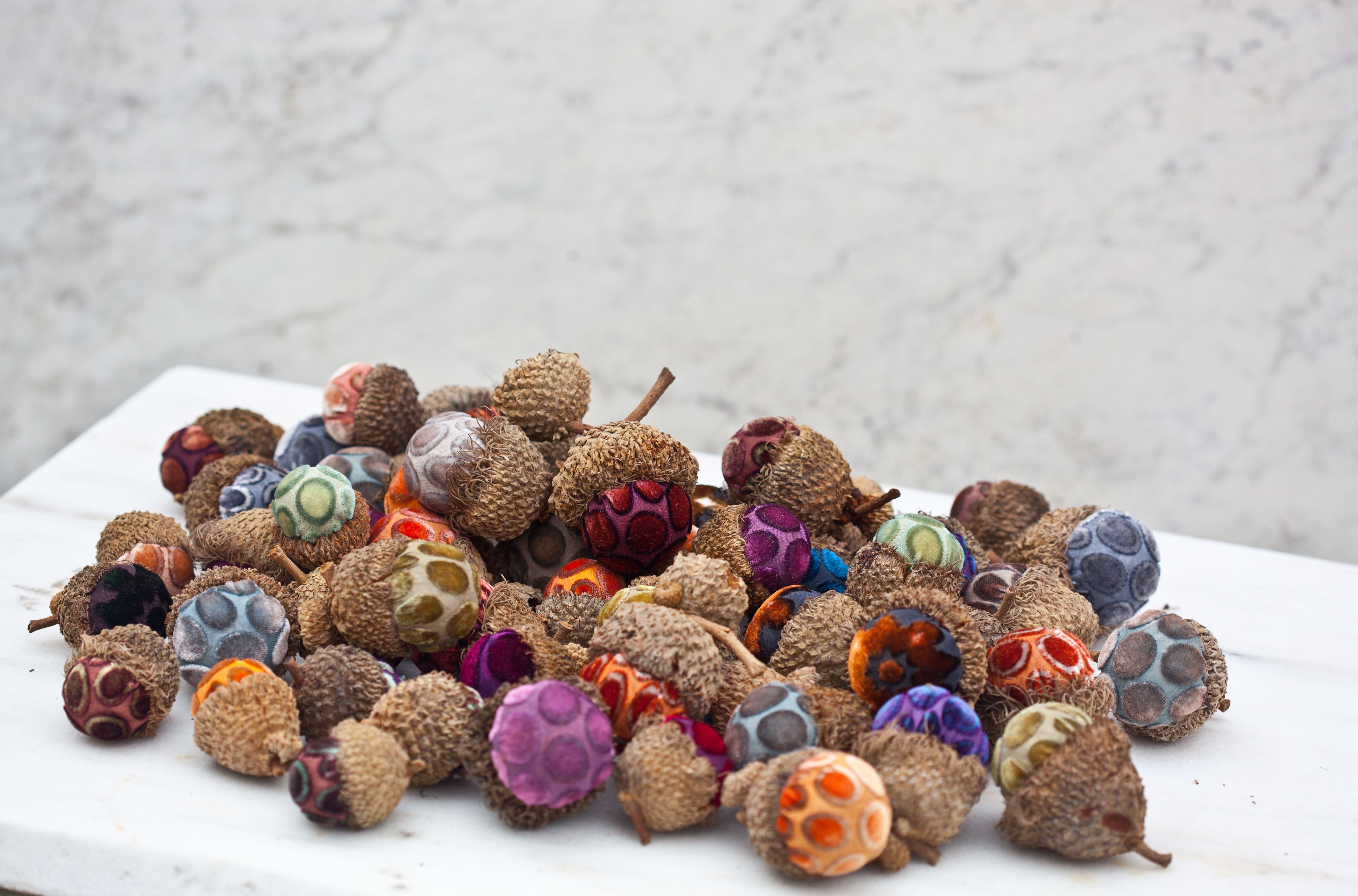 Velvet Acorn Decorations - Thanksgiving & Fall Decor – Plush Pumpkin